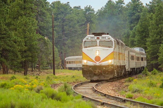 Grand Canyon Railway Train Tickets - The Scenic Ride and Historic Arrival