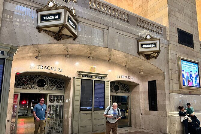 Grand Central Terminal History and Mystery Tour - An In-Depth Look at the Grand Central Terminal History and Mystery Tour