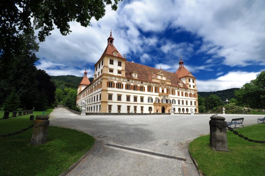 Graz Private Family Friendly Walking Tour - Exploring the Itinerary in Detail