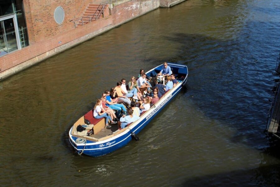 Groningen: Private City Cruise with Open Bar - The Itinerary in Detail