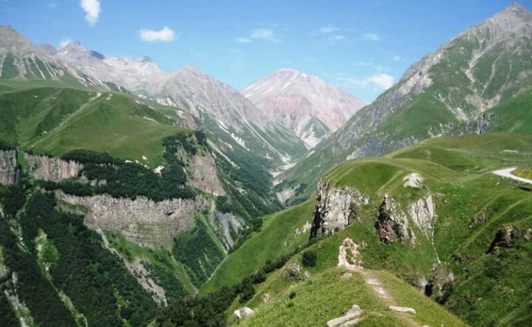 Gudauri and Kazbegi: Private Day Trip from Tbilisi - Who Is This Tour Best For?