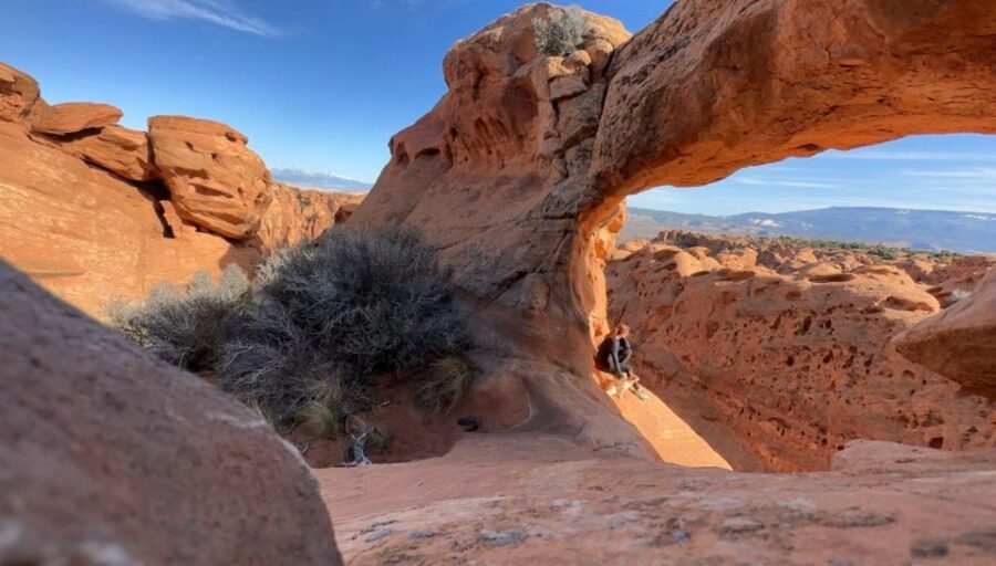 Guided hike to Meeks Mesa of Capitol Reef - The Geological and Historical Significance