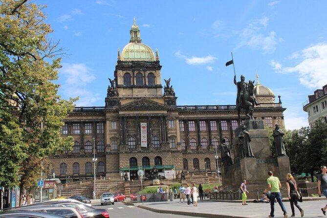 Guided Old Town & Jewish quarter Walking Tour Prague (Tip-based) - Who Will Love This Tour?