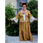 Guided tour of La Rochelle The splendor of merchants in the 18th century - What Sets This Tour Apart