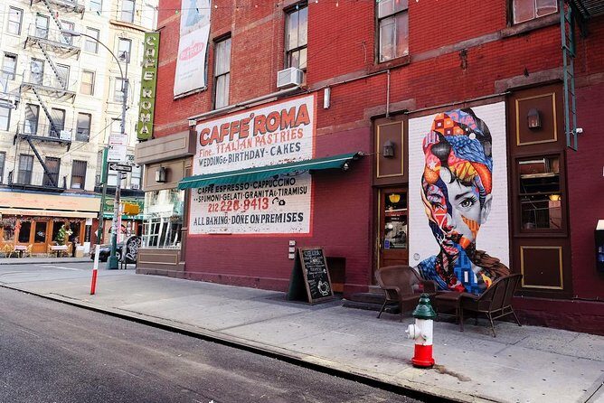 Guided tour of Lower East Side, Chinatown and Little Italy in French - Exploring the Lower East Side