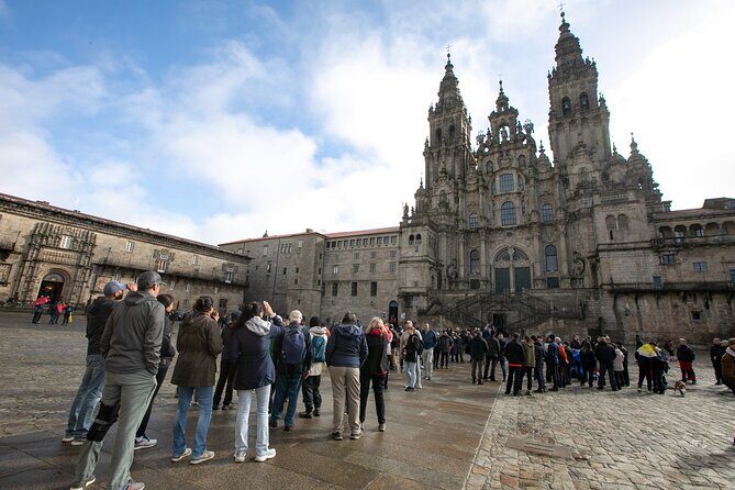 Guided Tour Santiago Cathedral, Museum and Old City - The Itinerary: What to Expect at Each Stop