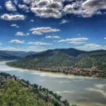 Gyr: Private Boat Tour to Visegrád with Danube Bend Views - Who Is This Tour Best For?