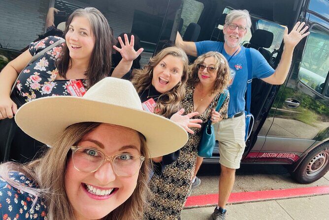 Half-Day Hill Country Wine Shuttle From Austin - The Advantages of Small Group and Guided Tours