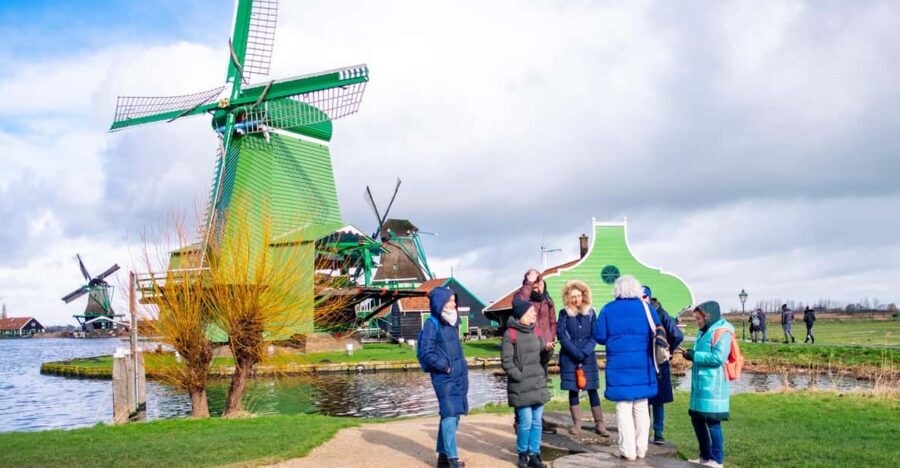 Half-Day Private Guided Sightseeing Tour of Zaanse Schans - The Whole Package: What to Expect