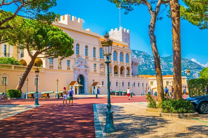 Half Day Shared Tour in Eze, Monaco and Monte Carlo - Exploring Eze: Medieval Charm at 429 Meters