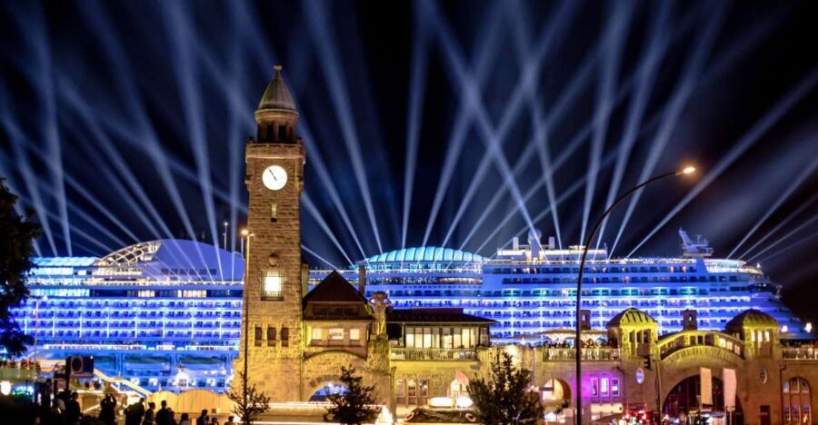 Hamburg at Night: Old Town & St Pauli Private Tour - Value and Practical Considerations