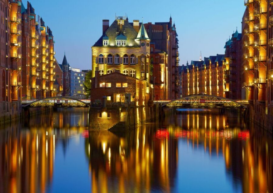 Hamburg: Speicherstadt Walking Tour with Coffee Tasting - Analyzing the Value and Practical Aspects