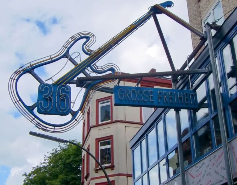 Hamburg: St. Pauli (18+) Private Guided Walking Tour - What to Expect: An Engaging Walk Through the Unconventional