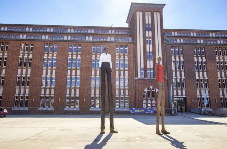 Hamburgs Art and Culture revealed by a Local - The Value of This Tour