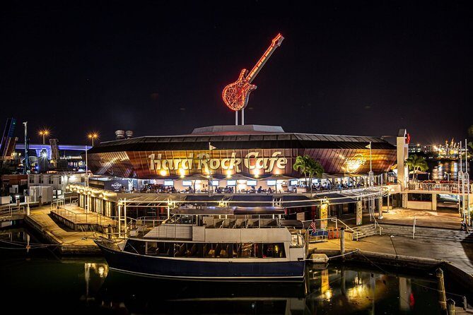 Hard Rock Cafe Miami - The Memorabilia and Atmosphere