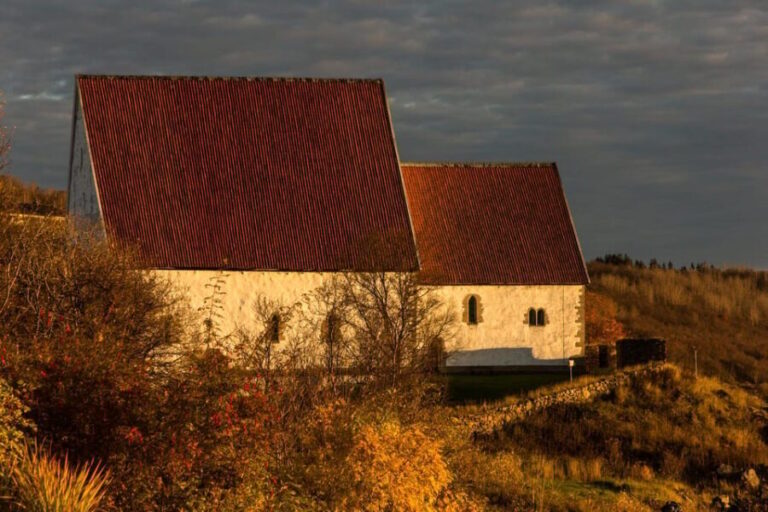 Harstad: Trondenes Church Guided Tour - Why You’ll Love This Tour