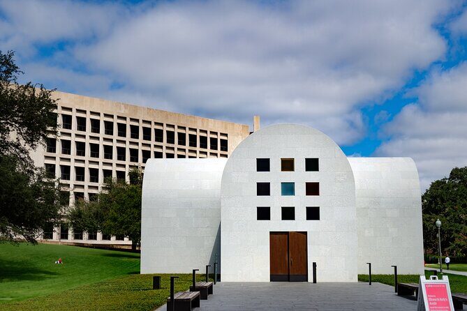 Heartbeats of Austin: A Romantic Journey Through Time - How Good Is the Value?