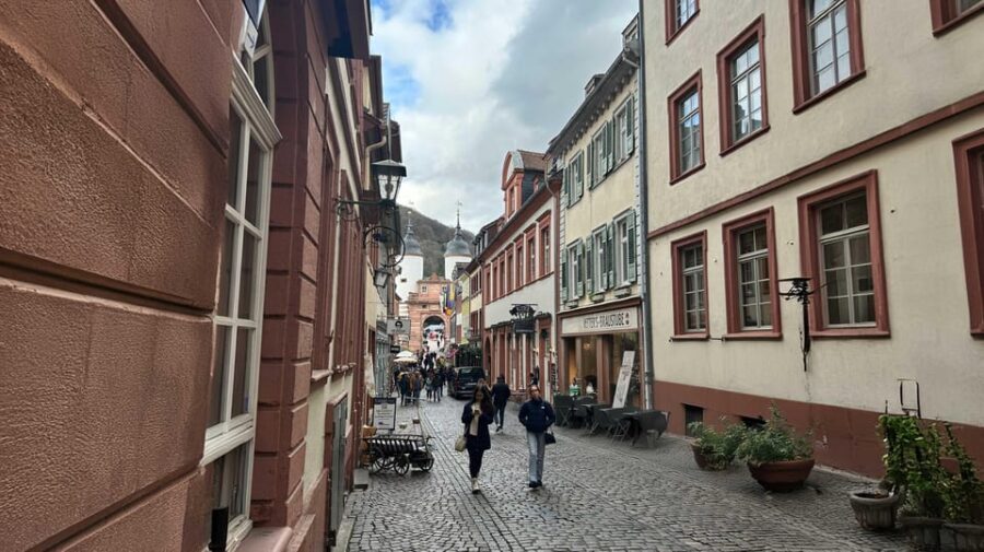 Heidelberg: Experience our history 1.5h walking tour through the old town - The Itinerary in Detail