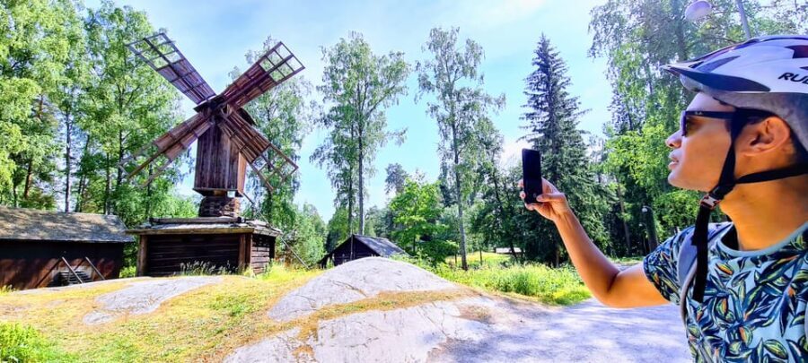 Helsinki: Bike or E-Bike Tour, BBQ, Sauna, Parks, and Forest - A Fully Guided Day of Discovery and Relaxation