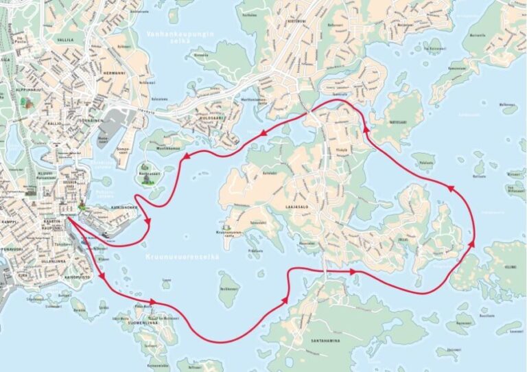 Helsinki: Sightseeing Canal Cruise with Audio Commentary - Who Should Consider This Tour?