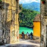 Hike Lake Castle and Good Food! - Authentic Experiences That Stand Out