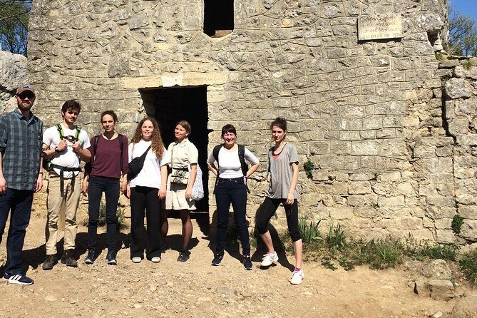 Hike to the top of "Pic Saint Loup", wine & food - Authenticity and Reviewer Feedback