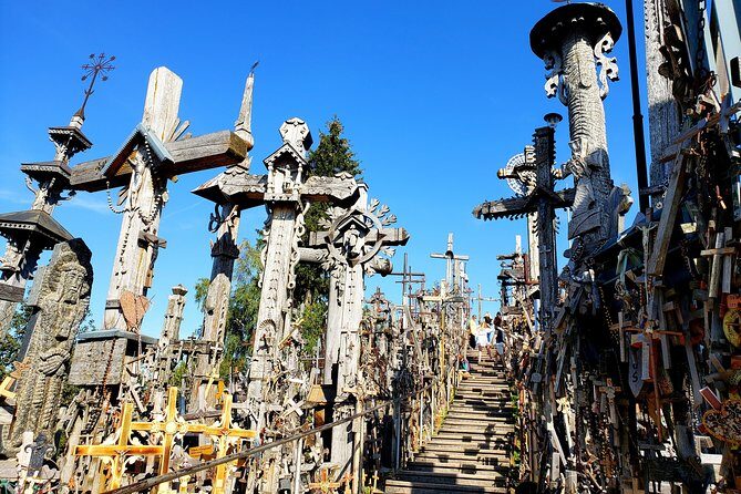 Hill of Crosses / 2 countries in 1 day - Is it Worth the Price?
