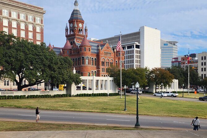 Historic Dallas Downtown Solo Self Guided Walking Tour - Paint a Picture: What You Will See and Hear