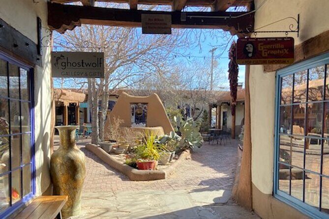 Historic Old Town Albuquerque smart phone App/Audio Walking Tour - The Experience of Using the Tour