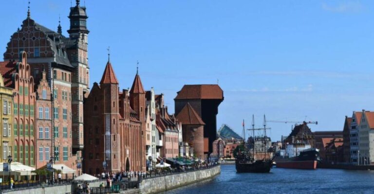 History of Gdansk Tour by Kayak on the Motawa River - Is It Worth the Price?