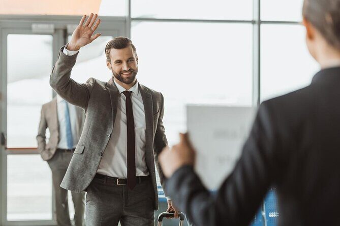 Honolulu Airport & Ko Olina Hotels Private Transfer by Minivan (up to 5 people) - How the Transfer Works