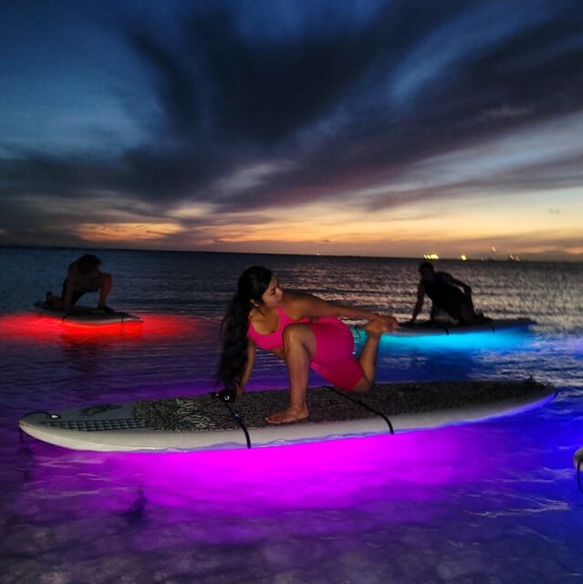 Honolulu: Night SUP Yoga Class - What Makes It Special