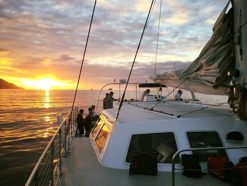 Honolulu Sunset Sail - The Sum Up