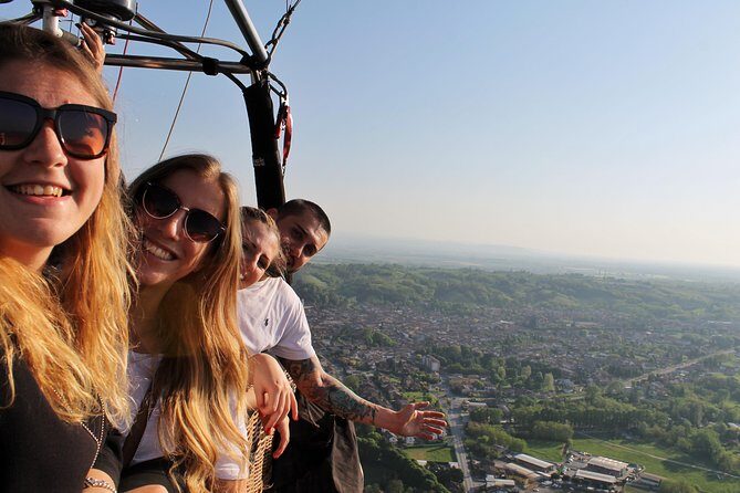 Hot air balloon flight Milan Monday-Friday - Who Will Love This Tour