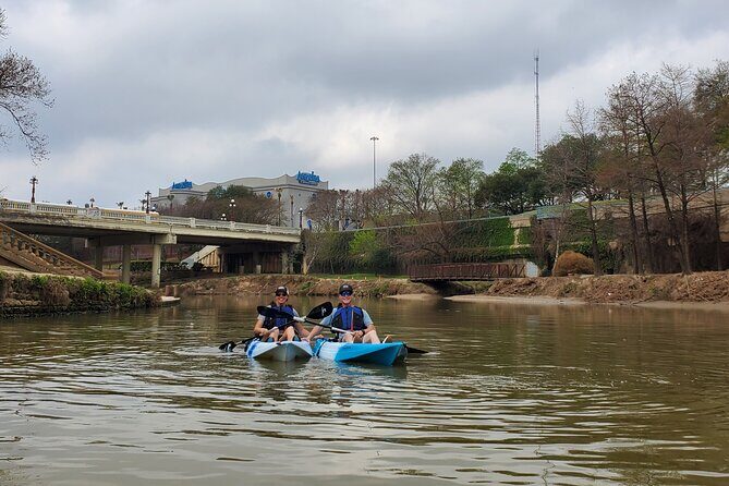 Houston Buffalo Bayou Kayak and Paddleboard Rentals - The Equipment and the Experience