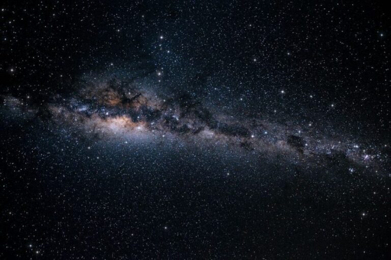 Houston Museum of Natural Sciences: Planetarium Ticket - Inside the Theater: What You’ll Feel and See