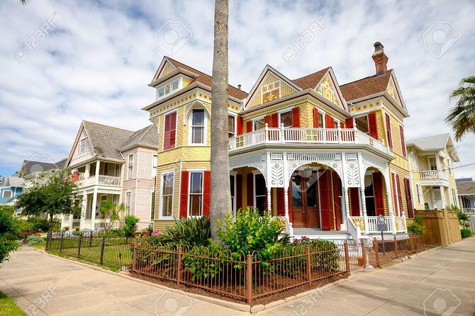 Houston Sightseeing Tour and Galveston Day Trip - Transportation and Group Size