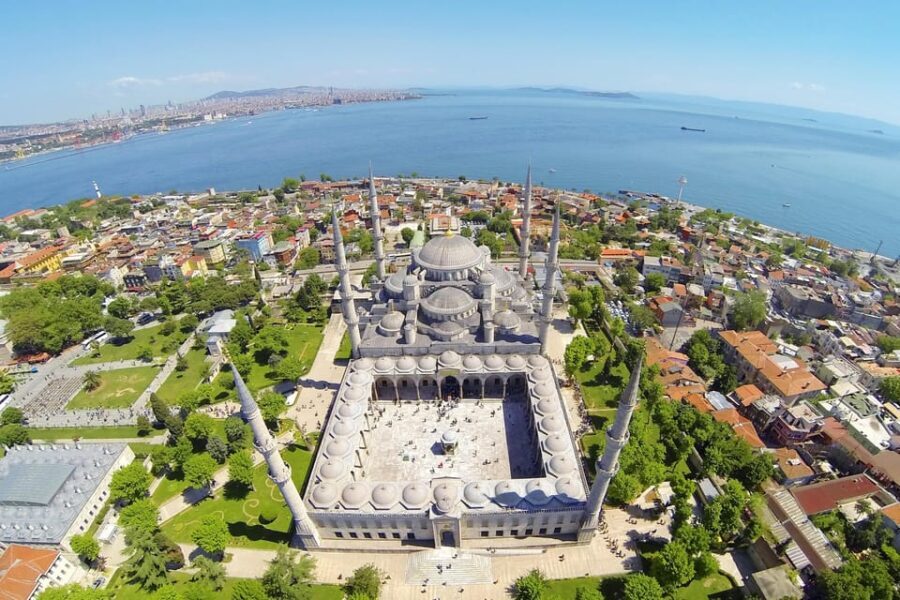 Istanbul: Blue Mosque and Hagia Sophia Tour w/Entry Tickets - Pricing and Value Analysis