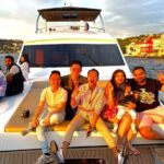 Istanbul Bosphorus Sunset Yacht Cruise With Live Guide And Snacks - Who Will Love This Experience?