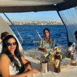 Istanbul: Bosphorus Yacht Cruise at Sunset with Snacks - Why Travelers Love It