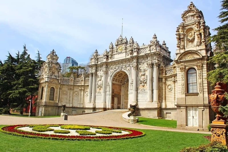 Istanbul: Dolmabahce Palace Guided Tour - The Itinerary Breakdown