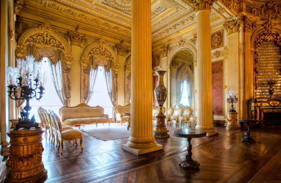Istanbul: Dolmabahce Palace & Harem Skip-the-Line Entry - The Architecture and Interior Design