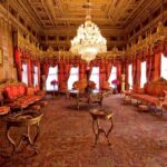Istanbul:Dolmabahce Palace Skip-the-Line Entry & Audio Guide - Who Will Love This Experience?