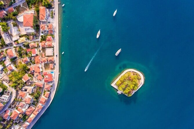 Ithaca Cruise swim stops to beaches- With snacks & fruit - Authentic Experiences and Honest Feedback