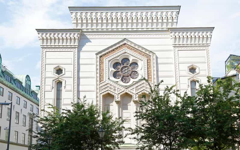 Jewish Gamla Stan and Jewish Museum Stockholm Private Tour - The Itinerary: From Old Town Streets to Holocaust Memorials