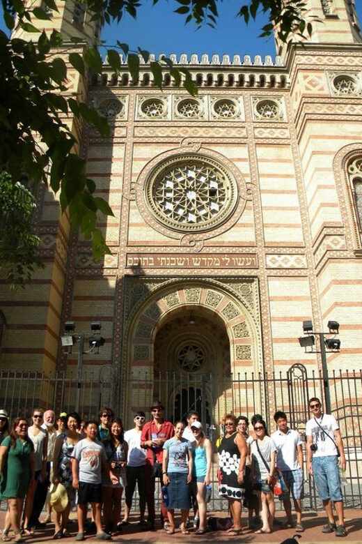 Jewish Quarter of Budapest Walking Tour - Deep Dive into the Details – What to Expect