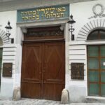 Jewish Vienna Walking Tour - Art Nouveau Charm at Theater Nestroyhof Hamakom