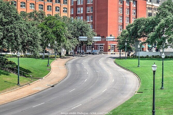 JFK Assassination & The Sixth Floor Museum: Private Tour - The Experience from the Travelers Perspective
