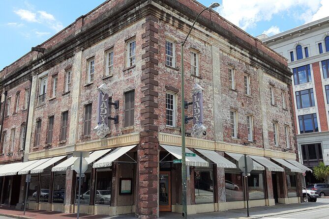 Johnson Square to Independent Presbyterian: A Self-Guided Audio Tour of Savannah - In-Depth Look at the Itinerary