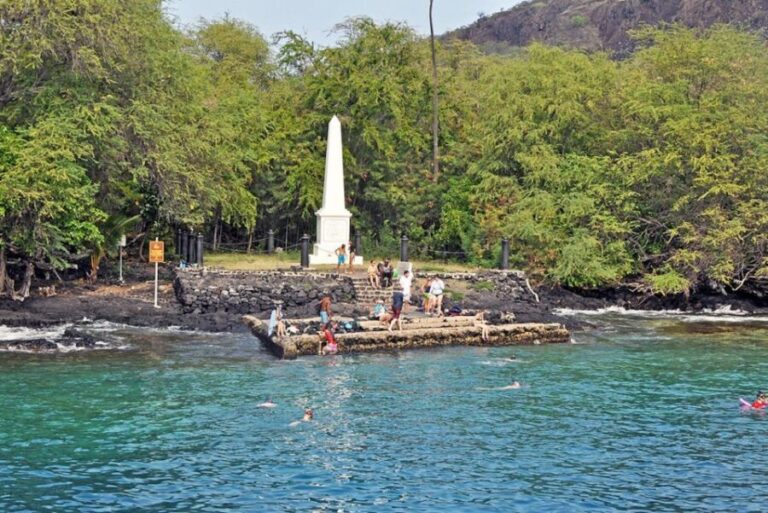 Kailua-Kona: Captain Cook Reef Catamaran Day Trip with Lunch - Price and Value Consideration